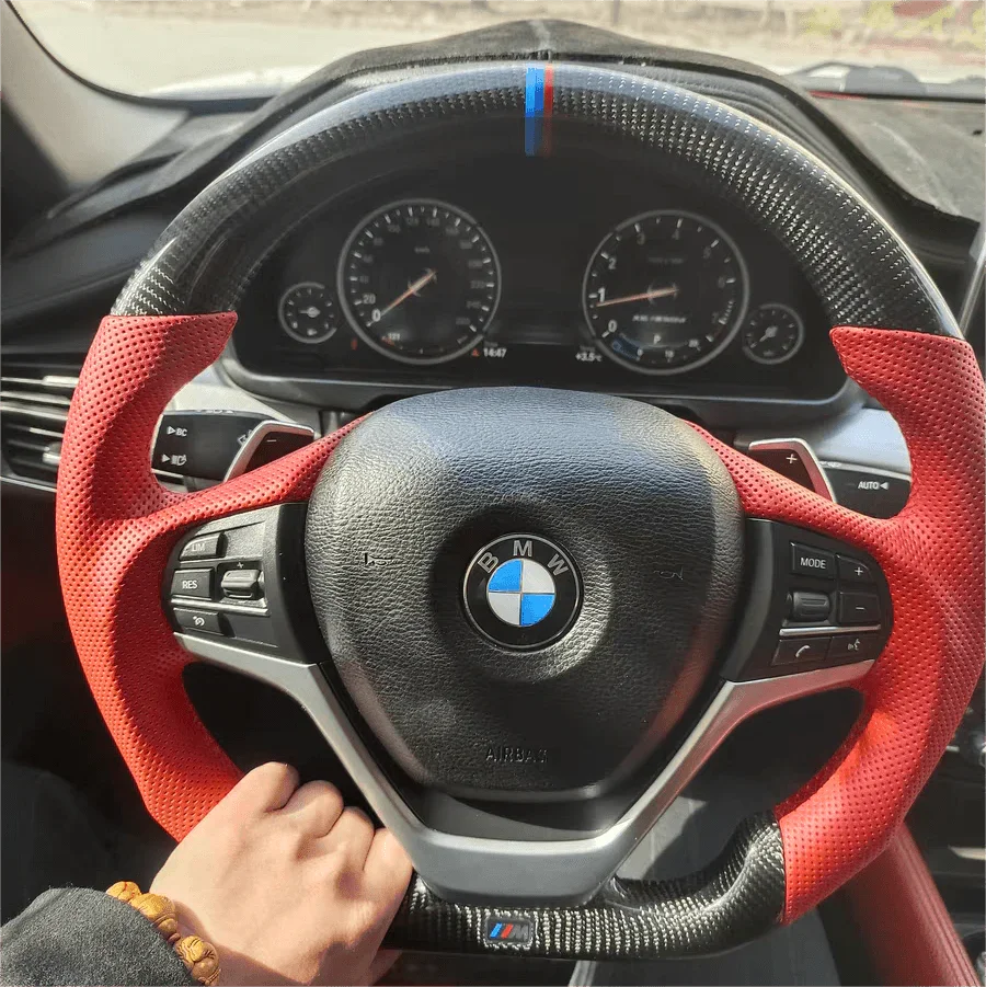 TTD Craft BMW X3 F25 / X4 F26 / X5 F15 / X6 F16 Carbon Fiber Steering